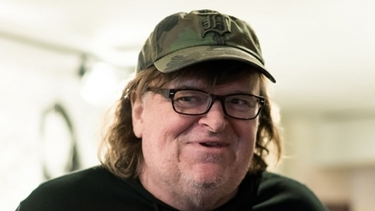 Michael Moore delivers scathing Twitter attack warning against the ...