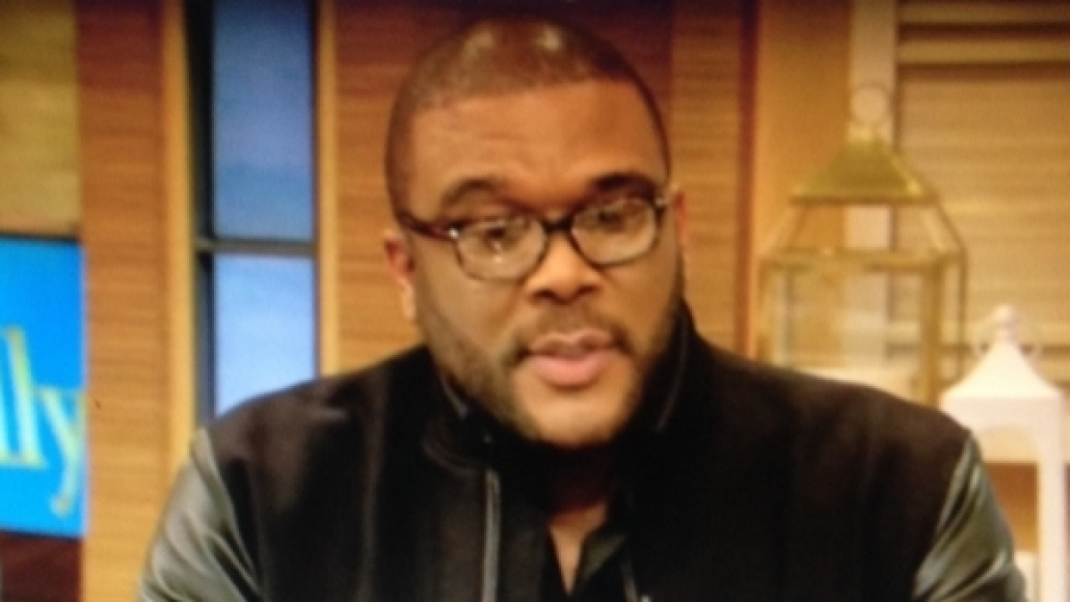 Tyler Perry giving one quarter of a million dollars to Lakewood Church