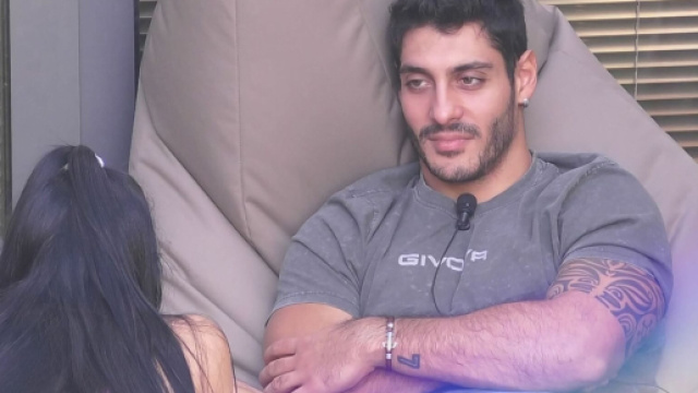 GF, Javier dubita di Shaila: 'Il tuo linguaggio corporeo non dice che ...
