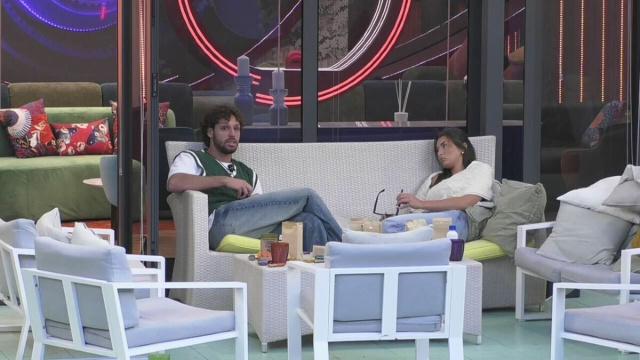 GF, Carlotta Vendemmia contro il fidanzato Mattia: 'Una persona senza ...