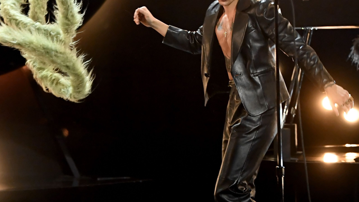 Harry Styles lancia Aperture: il nuovo singolo in uscita il 23 gennaio