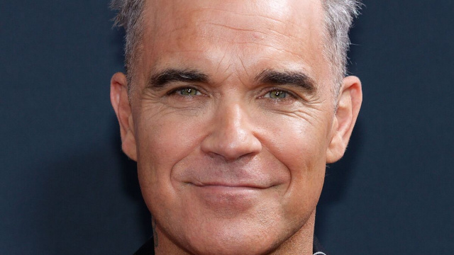 Robbie Williams, 16 album al numero uno: nuovo record
