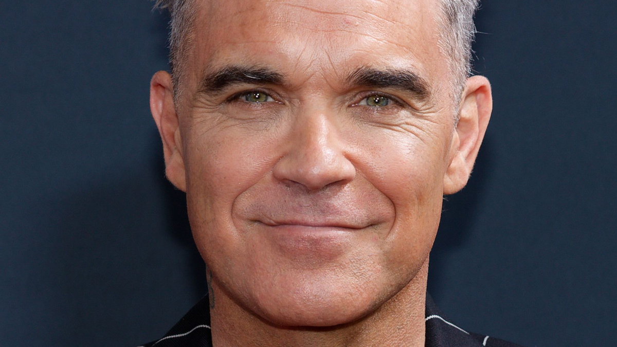 Robbie Williams, 16 album al numero uno: nuovo record