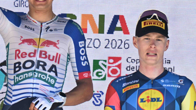 Giro di Sardegna: Donati conquista la tappa finale, nonostante un problema