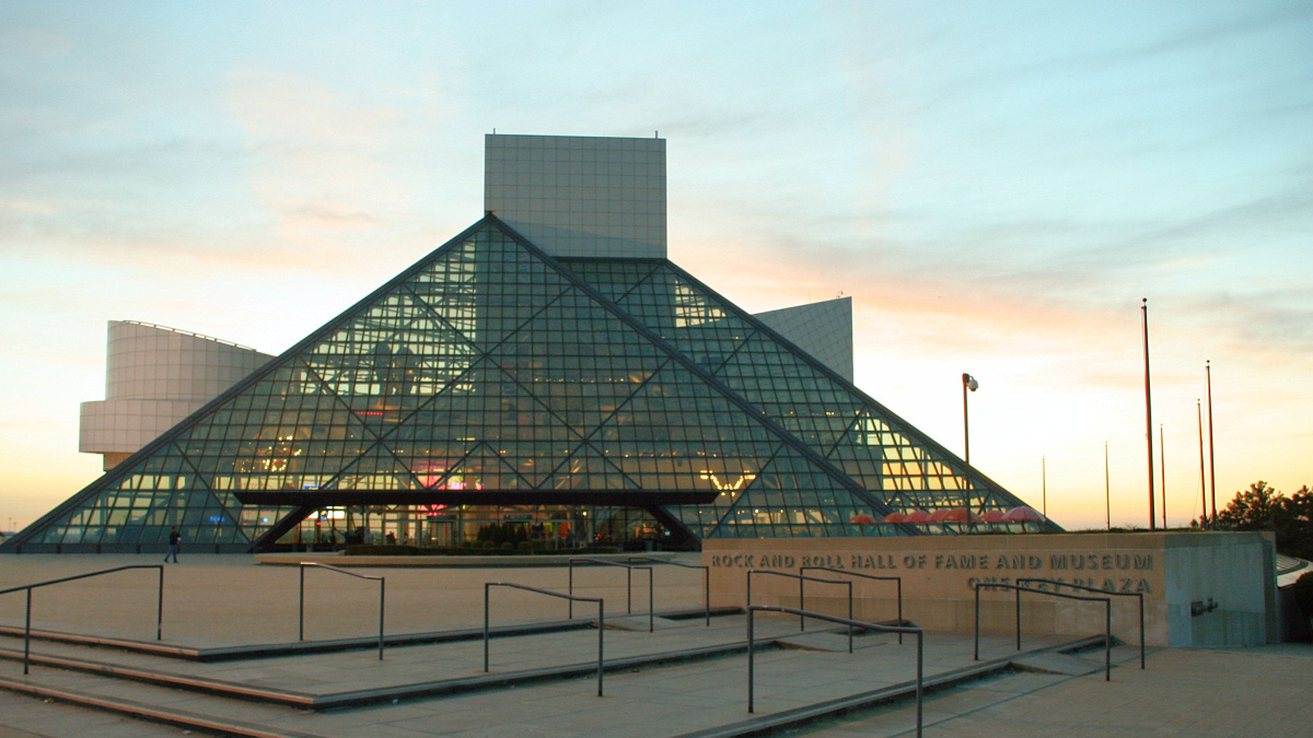 Rock and Roll Hall of Fame: Collins, Oasis e Iron Maiden tra i nuovi ...
