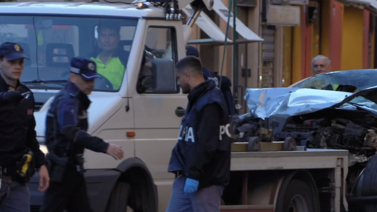 Modena, investe decine di passanti con l'auto: arrestato Salim El Koudri