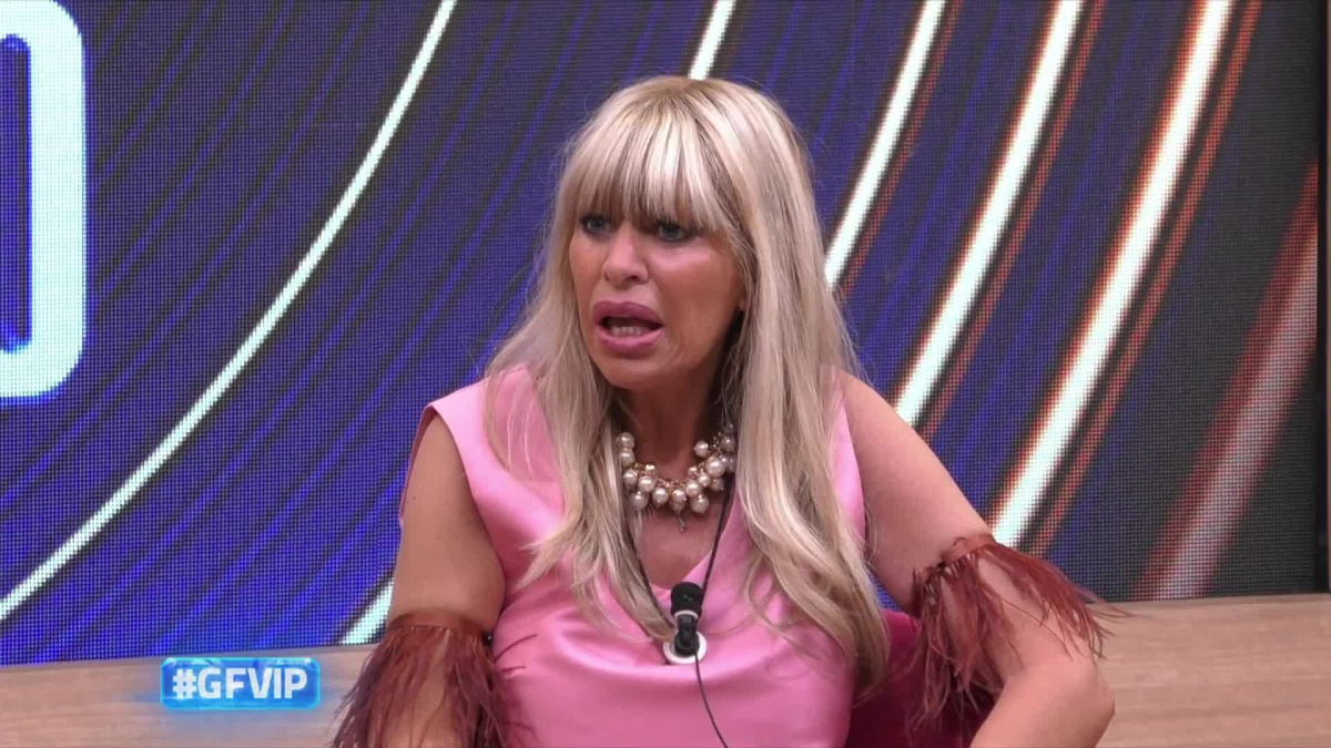 Mussolini e Berry, scontro acceso al GF Vip sulla 'poltrona che scotta'