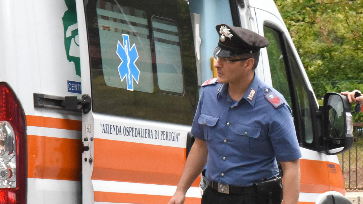 Tragedia nel Mantovano: due giovani morti investiti da un furgone