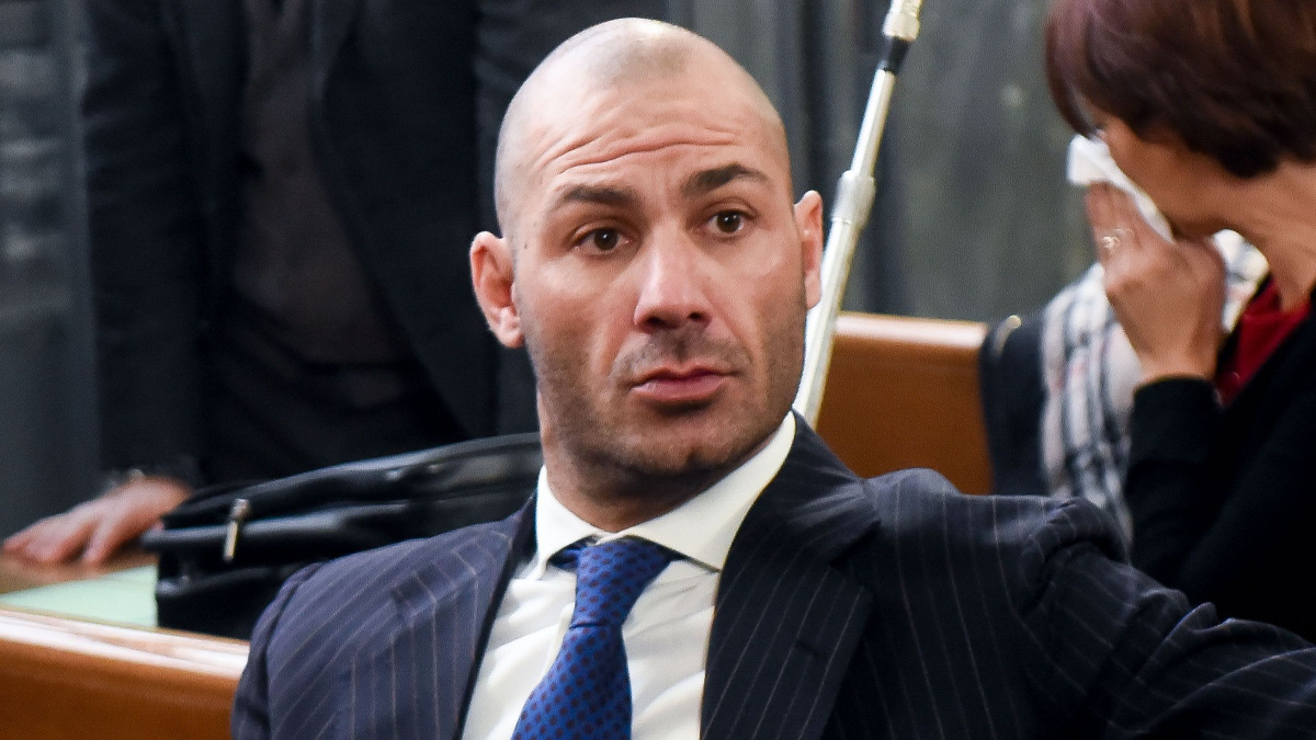 Riccardo Bossi, doppia condanna: maltrattamenti alla madre e reddito di ...