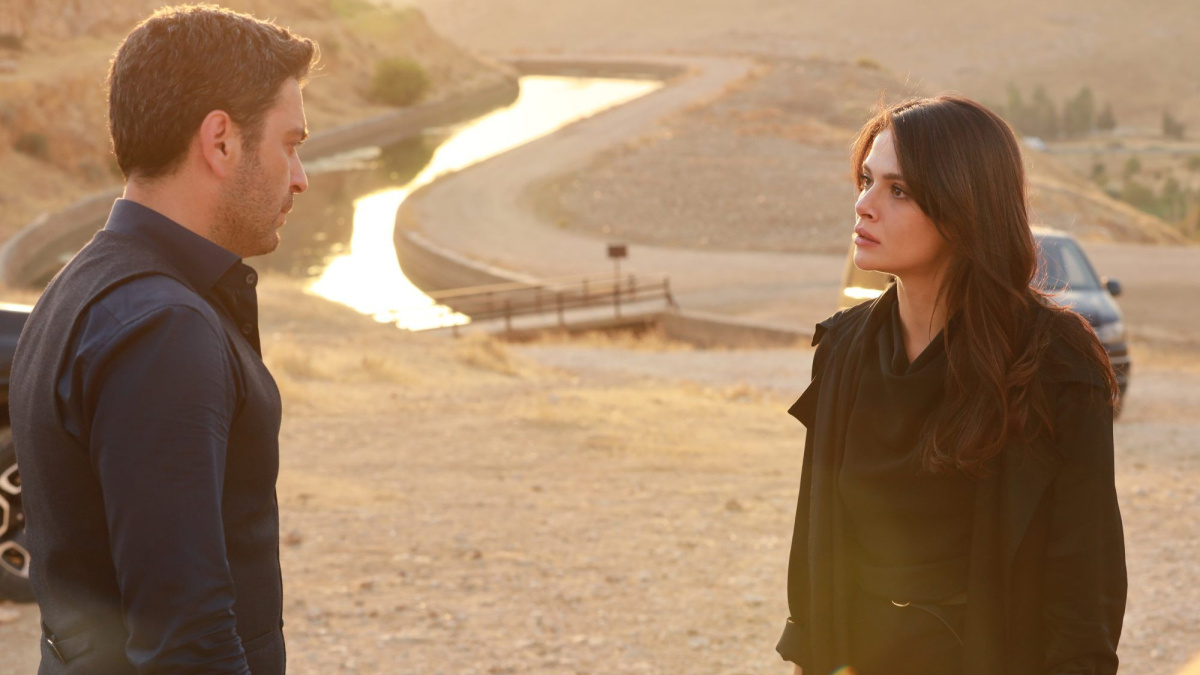 Far Away, trame all'12/6: Alya cerca di fuggire con Deniz, ma viene ...