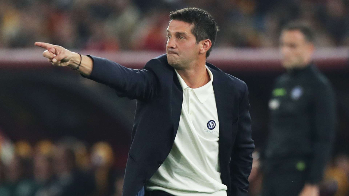 Marotta: 'Accordo raggiunto per il rinnovo di Chivu con l'Inter'